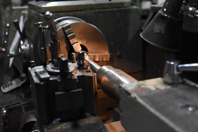 torno-torneria-roscado-mecanizados-ranurado-fabricacion-aceros-bronce ...